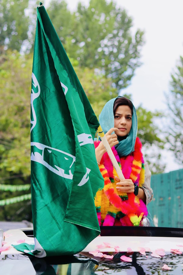 Who is Iltija Mufti: महबूबा मुफ्ती की बेटी इल्तिजा मुफ्ती की सीट ...