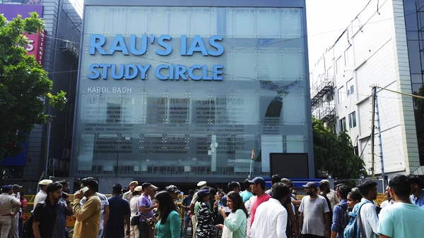 Rau IAS Coaching: दिल्ली HC से कोचिंग के 4 सह-मालिकों को जमानत, 48 दिन ...