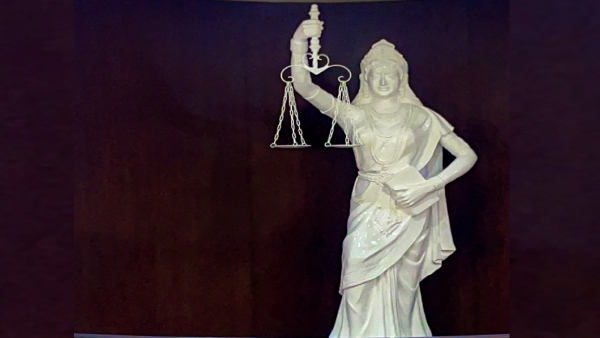 'अब कानून अंधा नहीं', बदला 'न्याय की देवी' का स्वरूप, आंख से पट्टी हटी ...