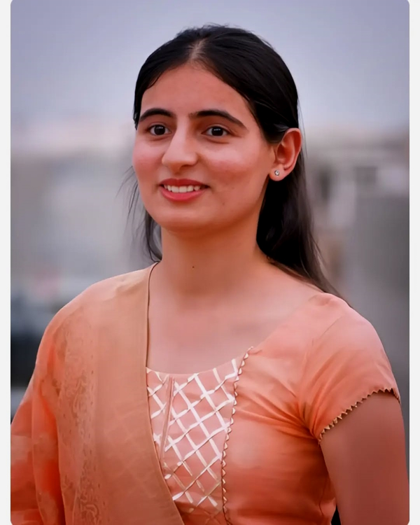 सबसे खूबसूरत IAS Srishti Dabas की सक्‍सेस स्‍टोरी, मां के संघर्ष को ...