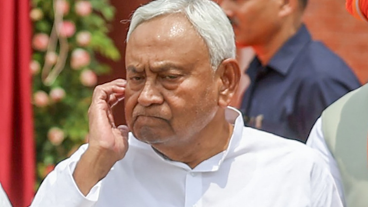 Sarkari Yojana: CM Nitish की बुजुर्गों को सौगात, 5 लाख रुपये तक का मिल रहा लाभ, जानिए क्या है ...