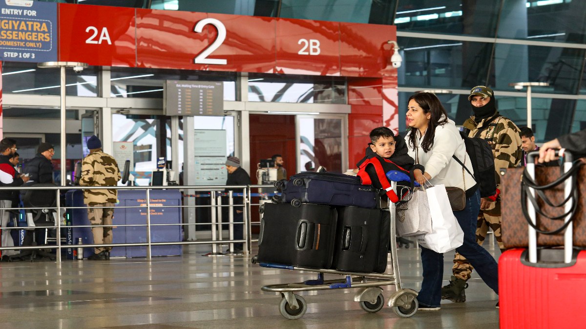 Delhi Airport से सफर करना हुआ मंहगा, दोगुना हुआ UDF, जानिए किन ...
