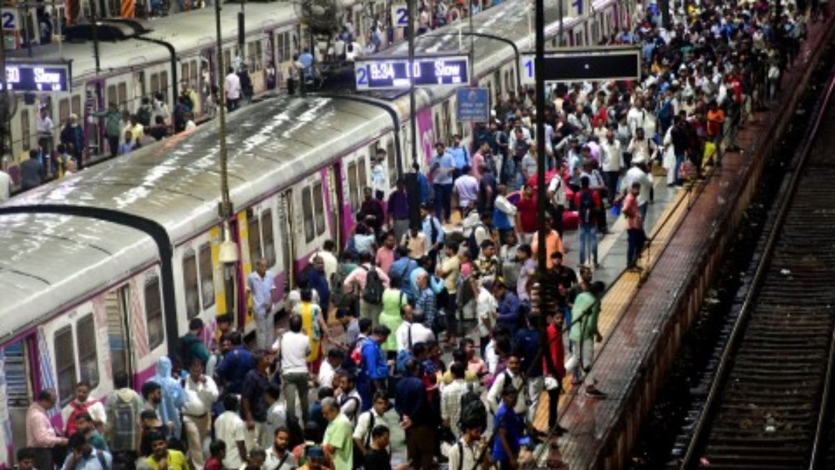 Mumbai Local Train Update: मुंबई लोकल ट्रेन सेवाएं रहेंगी बाधित, रद्द ...