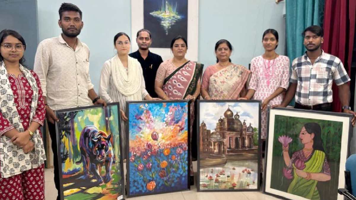 DDU University के ललित कला एवं संगीत विभाग ने की यह खास पहल | up ...