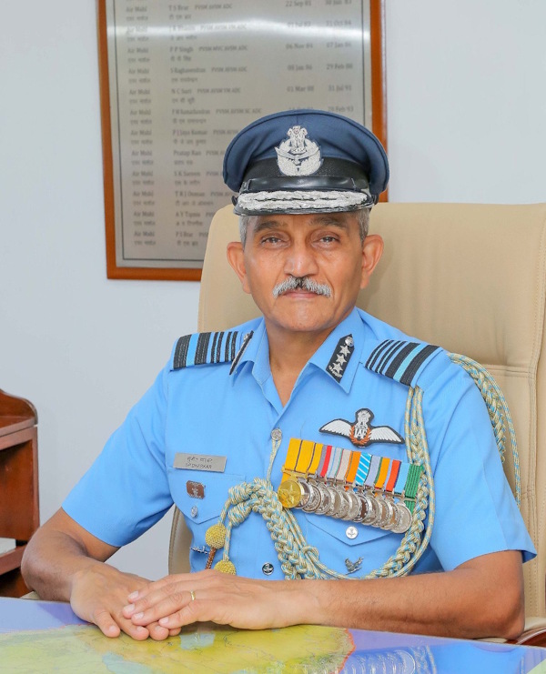 Fact Check: Lt Gen DS Rana की पदोन्नति को पद से हटाना बता रहे, यूं ...