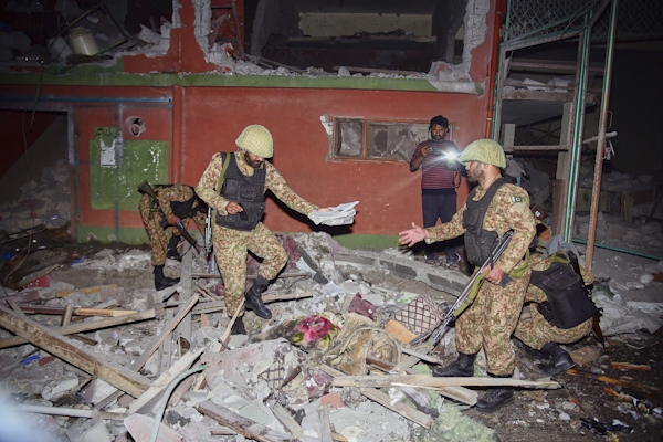 Rajasthan Border: 4 जिलों में 1070 KM लंबी सीमा सील, जयपुर से 5 उड़ानें ...