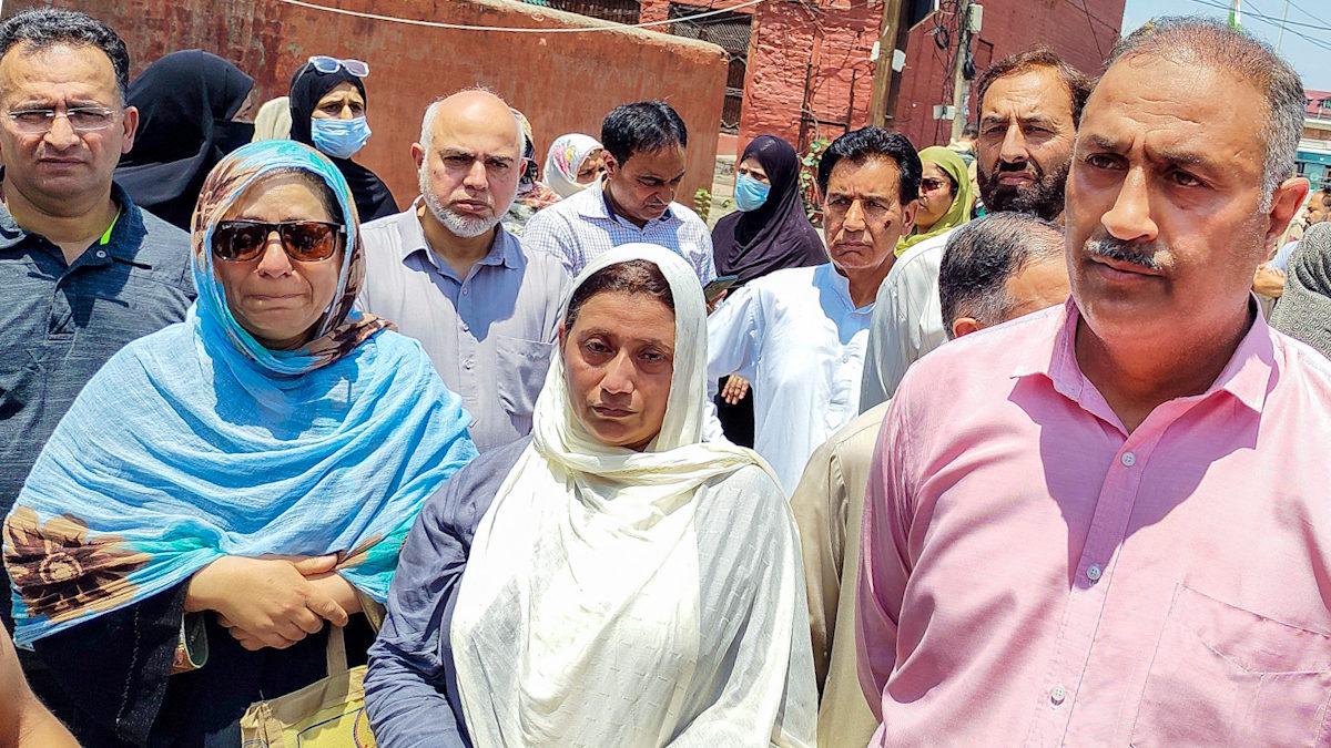 Indian Students in Iran: ईरान क्यों जाते हैं भारतीय छात्र, इजराइल हमलों ...