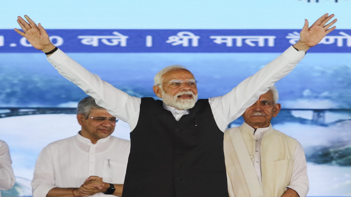 Modi Government 11 Yrs: मोदी सरकार के पूरे हुए 11 साल, आर्टिकल 370, तीन तलाक समेत ये रहे चर्चित ...