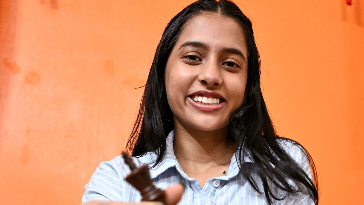 Divya Deshmukh Net Worth: दिव्या के बैंक अकाउंट में कितना पैसा? जानिए चेस स्टार की कुल नेटवर्थ ...