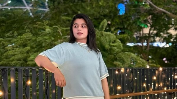 Eyman Fatima: खूबसूरती में एक्ट्रेसेस को भी मात देती हैं ये पाकिस्तानी ...