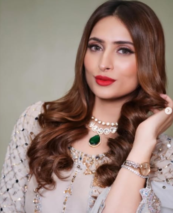 Munawar Faruqui Wife: मेकअप करते-करते बन गई ये दूसरी बेगम, मुनव्वर के दो निकाह, जानें कितने ...