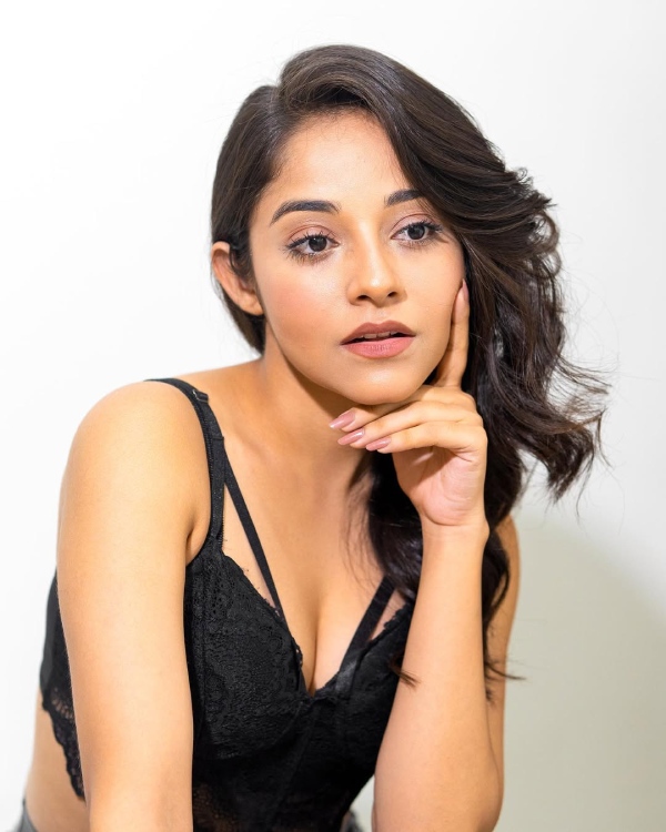 Riya Verma Video Viral: क्रिकेटर्स के दिलों की धड़कन बनी 'BACHU गर्ल', 9 Minute 11 Second की रील ...