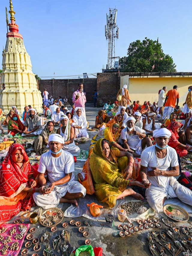 Pitra Paksha 2022: Can daughters do Pind daan?