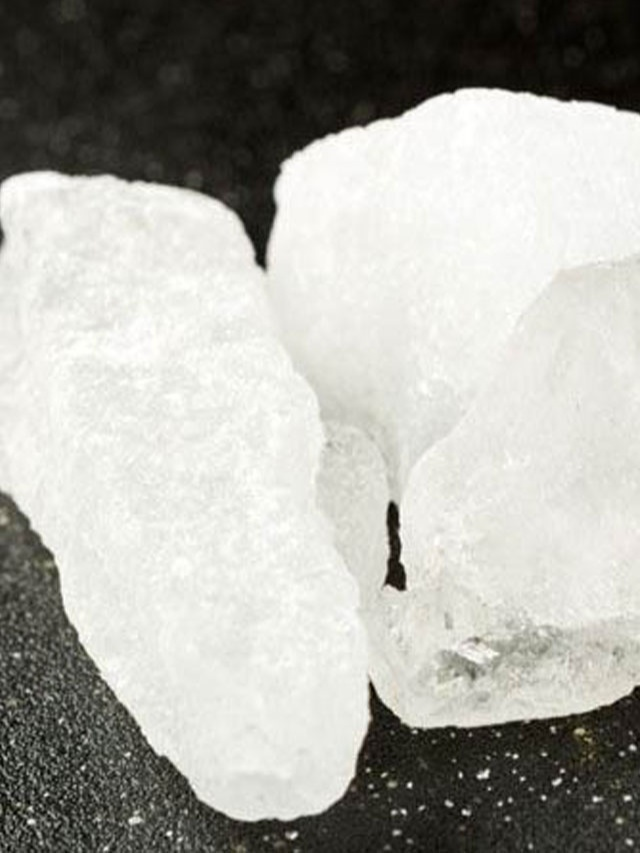 Surprising benefits of alum or fitkari in your daily life