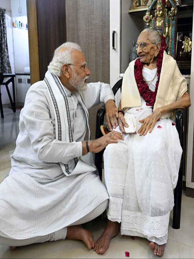 A bond like never before: PM Modi, Heeraben Modi in pictures