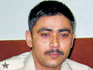 IPS officer killed | Madhya Pradesh | Narendra Kumar | Mining mafia ...