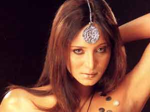 Bollywood | Mumbai | Aspiring Actors Denied Flats | Maharashtra | B ...