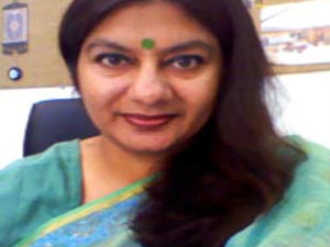 Pakistan | Rights Activist | Marvi Sirmed | Shot At | Escapes Unhurt ...