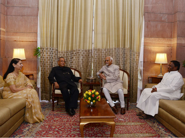 Pics: Deepak Sandhu takes office as Chief Information Officer ...