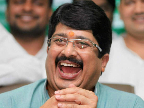Controversial leader Raja Bhaiya makes comeback as UP Cabinet Minister ...