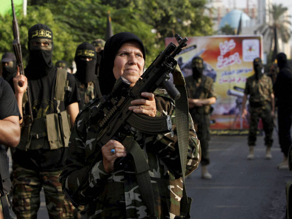 Woman sentenced 10 years in US for plot to kill 'Prophet' cartoonist ...