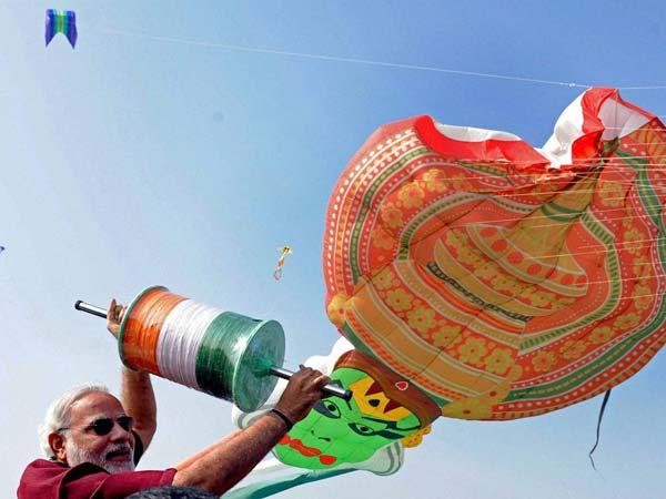 Pics: Narendra Modi, Nitish Kumar flaunt their kite-flying skills ...
