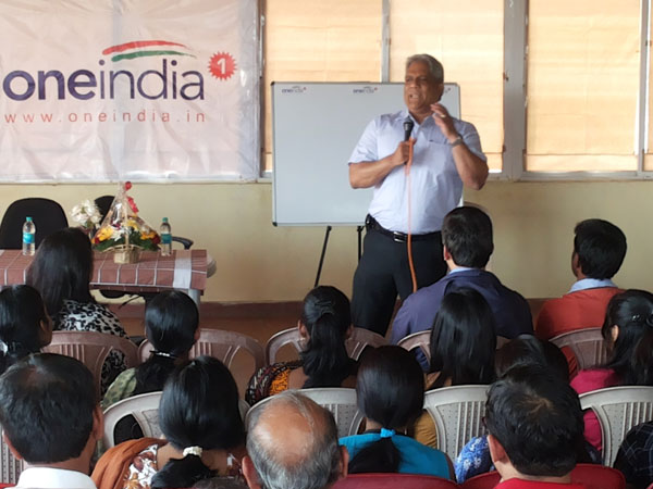 Pics: When motivational trainer Ian Faria interacted with OneIndia ...