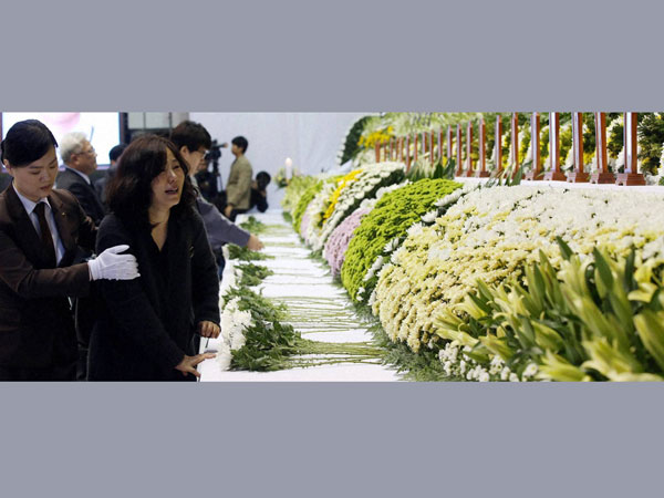 In Pics: What happened across the world on April 23 - Oneindia News