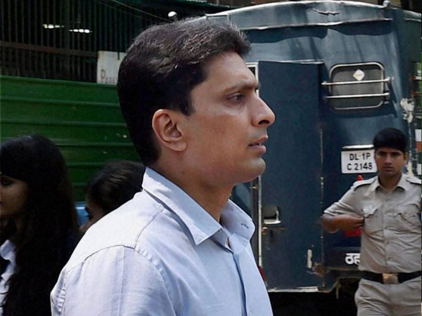 2G: Court imposes Rs one lakh penalty on Shahid Balwa - Oneindia News