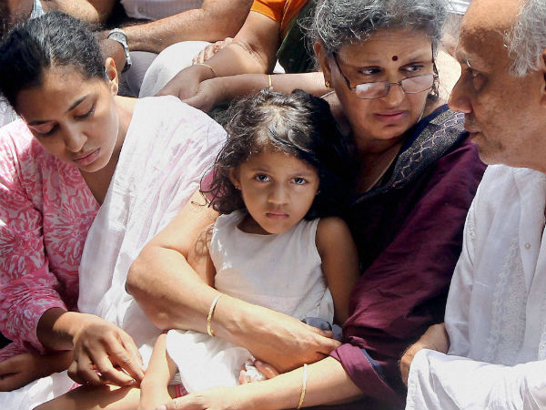 Army Major Mukund Varadarajan gets Ashok Chakra posthumously - Oneindia ...