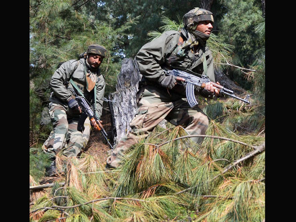 Pakistan resumes firing, shelling along LoC, border - Oneindia News
