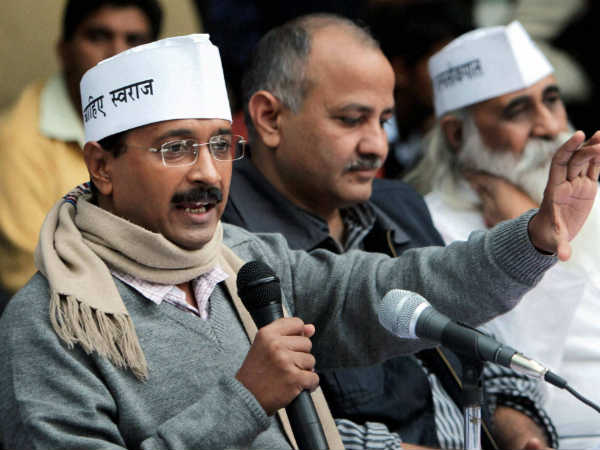 Delhi polls: After mobile game, AAP launches “Muffler Man” T-shirts ...