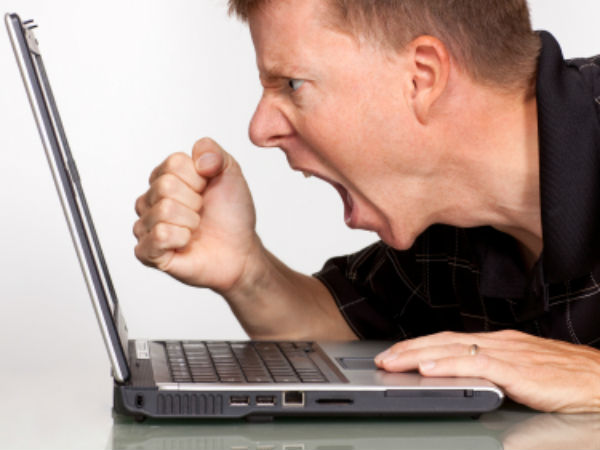 Working too long at office desk? Doing so will turn you violent ...