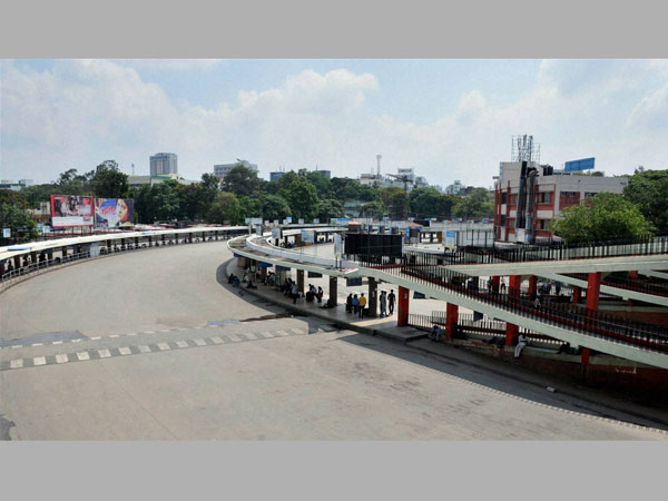 Bandh in West Bengal, transport strike hits India: What people are ...