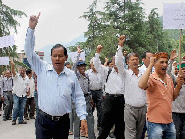 OROP: Veterans intensify stir with warning - Oneindia News