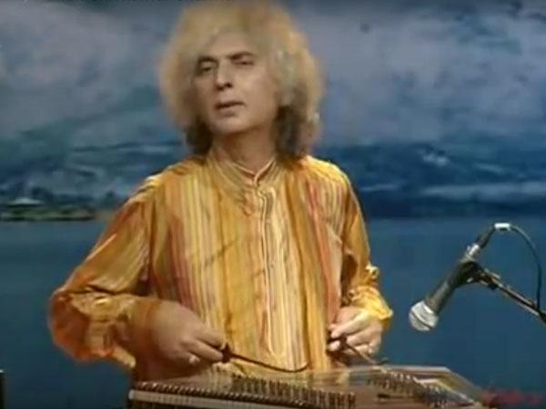 Top Birla award for Santoor maestro Shivkumar Sharma - Oneindia News