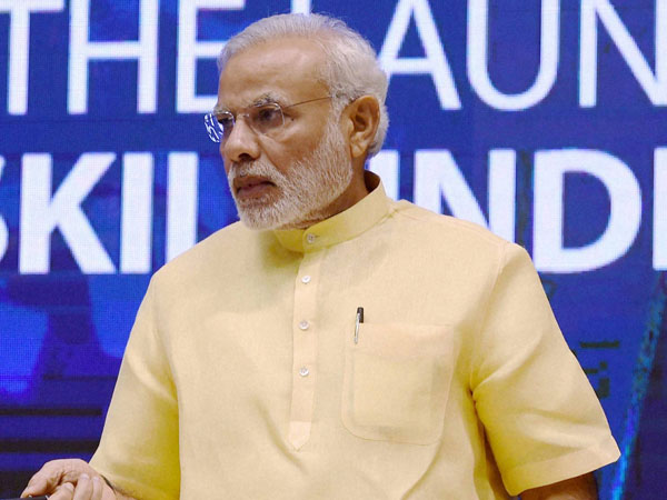 Modi to launch 'Stand Up India' scheme on Apr 5 - Oneindia News