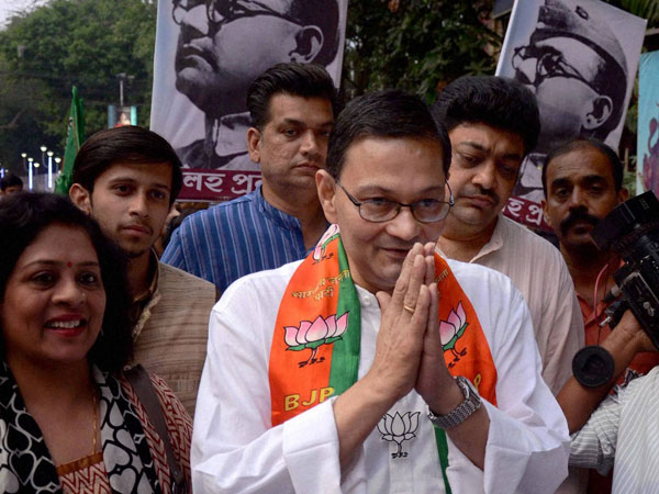 Govt to build memorial for Netaji, 25 more files declassified ...