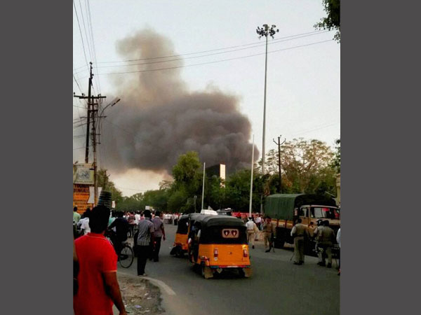 Inside Mathura's Jawahar Bagh: A cult and the madness - Oneindia News