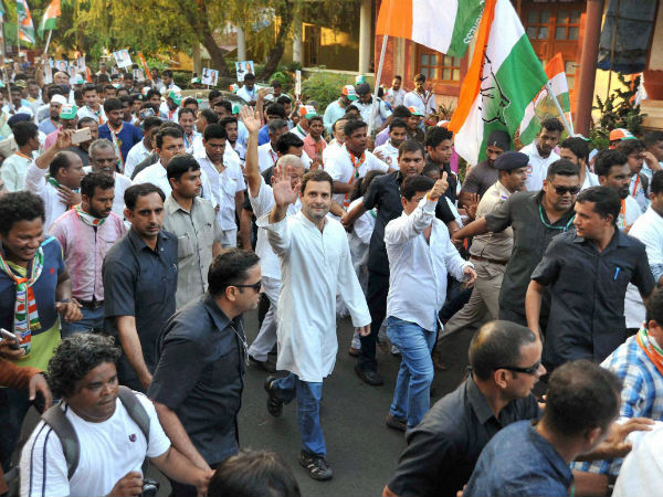 Goa polls: Four former CMs in Congress' first list - Oneindia News