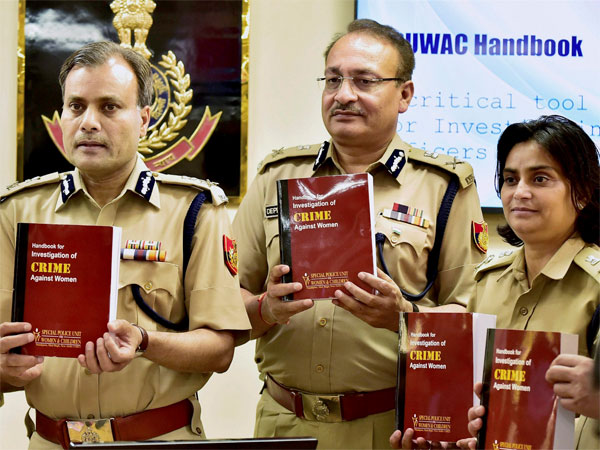 With new-look 'Himmat' app, cops aim to reach out to women - Oneindia News