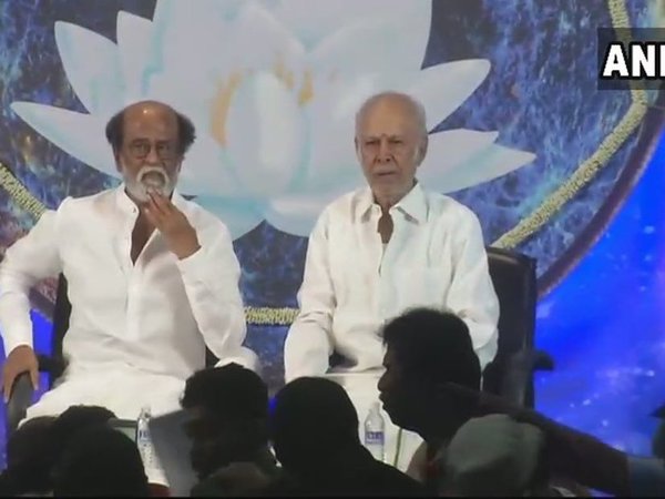 Rajinikanth to take call on entering politics on Dec 31 - Oneindia News