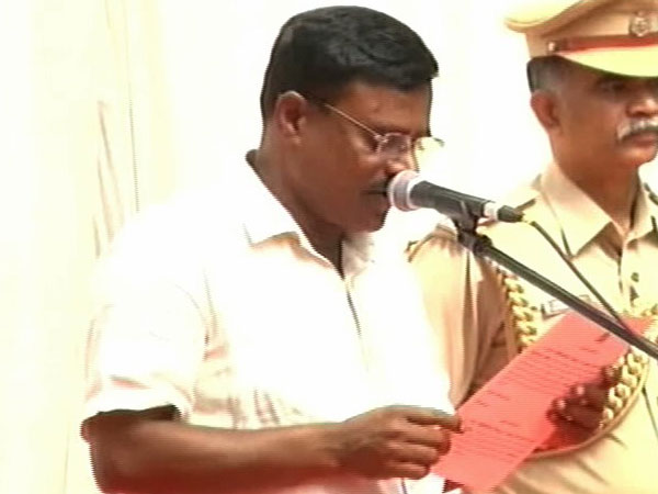 Karnataka cabinet: SR Srinivas’s profile - Oneindia News