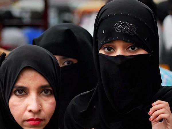 SC agrees to hear fresh plea against nikah halala, polygamy - Oneindia News