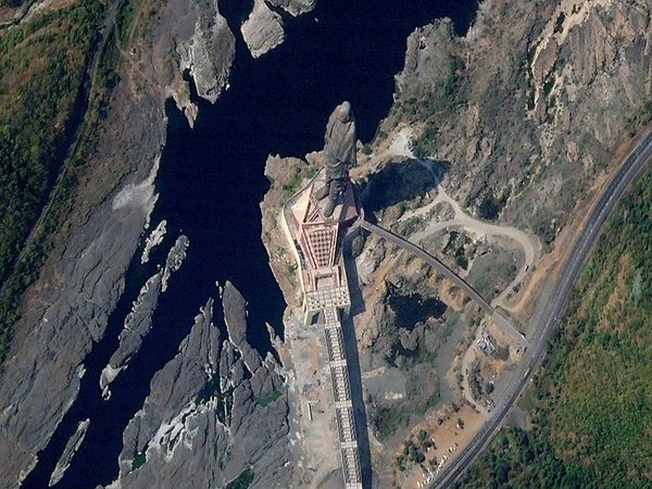 Here’s how Statue of Unity looks from space: Check out - Oneindia News