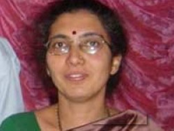 Who fills the void in Bangalore South? BJP says Tejaswini Ananth Kumar is best choice - Oneindia ...