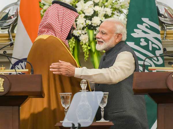 National interest vs hugplomacy: Congress questions Modi on Saudi crown prince MBS - Oneindia News