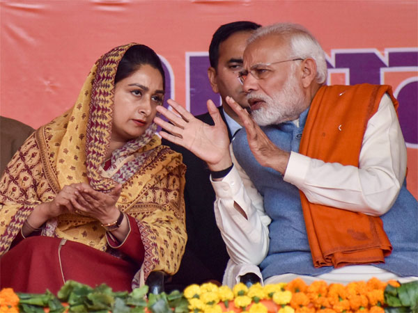 Support Modi for Kartarpur corridor, justice for 1984 riots: Harsimrat ...