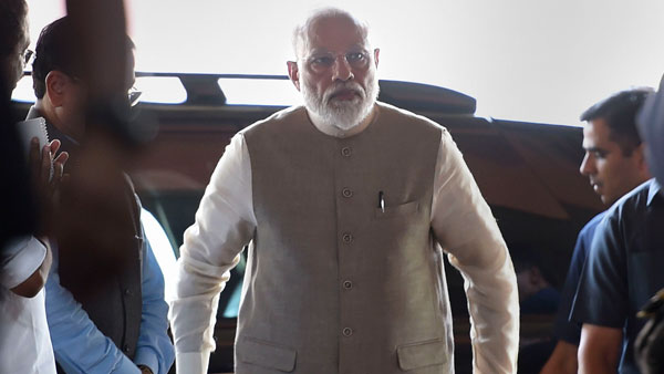 Modi reminds people of Emergency; says don't take democracy for granted ...