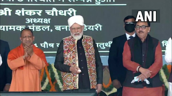 PM Modi inaugurates 22 developmental projects worth over Rs 870 crores ...